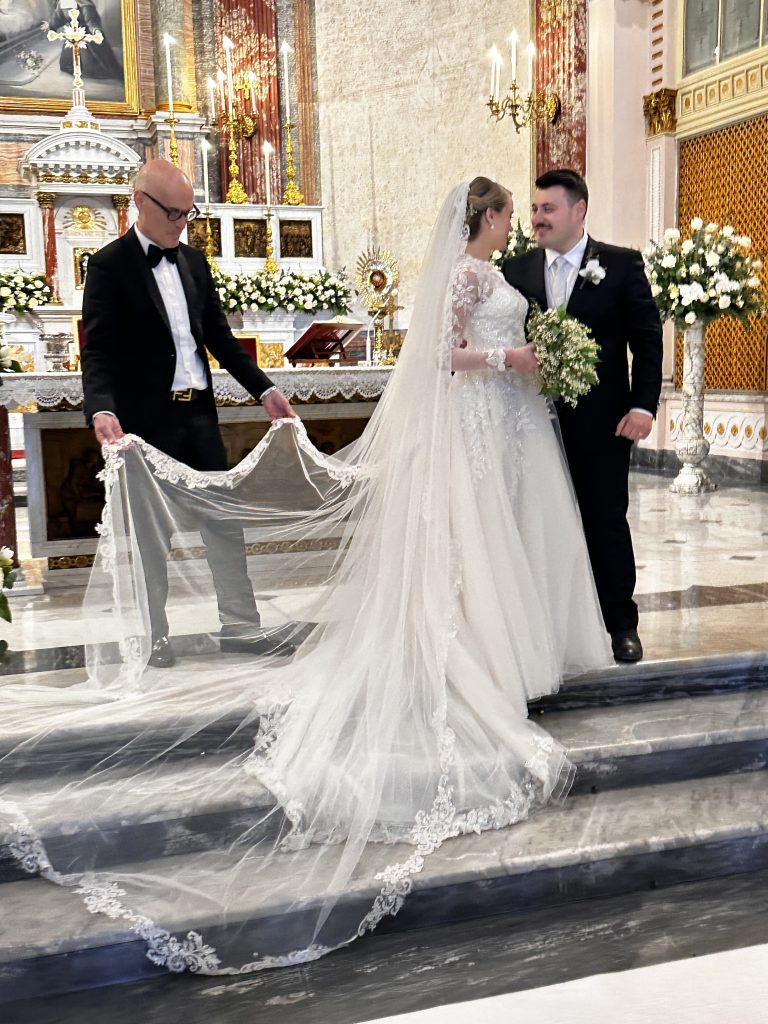 Donna Imma Polese: questa volta al Castello delle Cerimonie festeggio ...